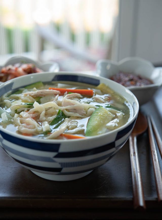 Korean Knife Cut Noodle Soup (Kalguksu) | Beyond Kimchee
