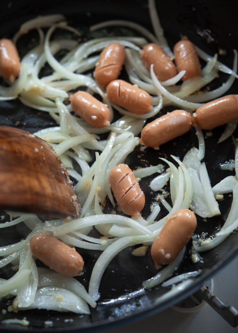 Rose Tteokbokki (Creamy Korean Rice Cake Recipe) - Beyond Kimchee