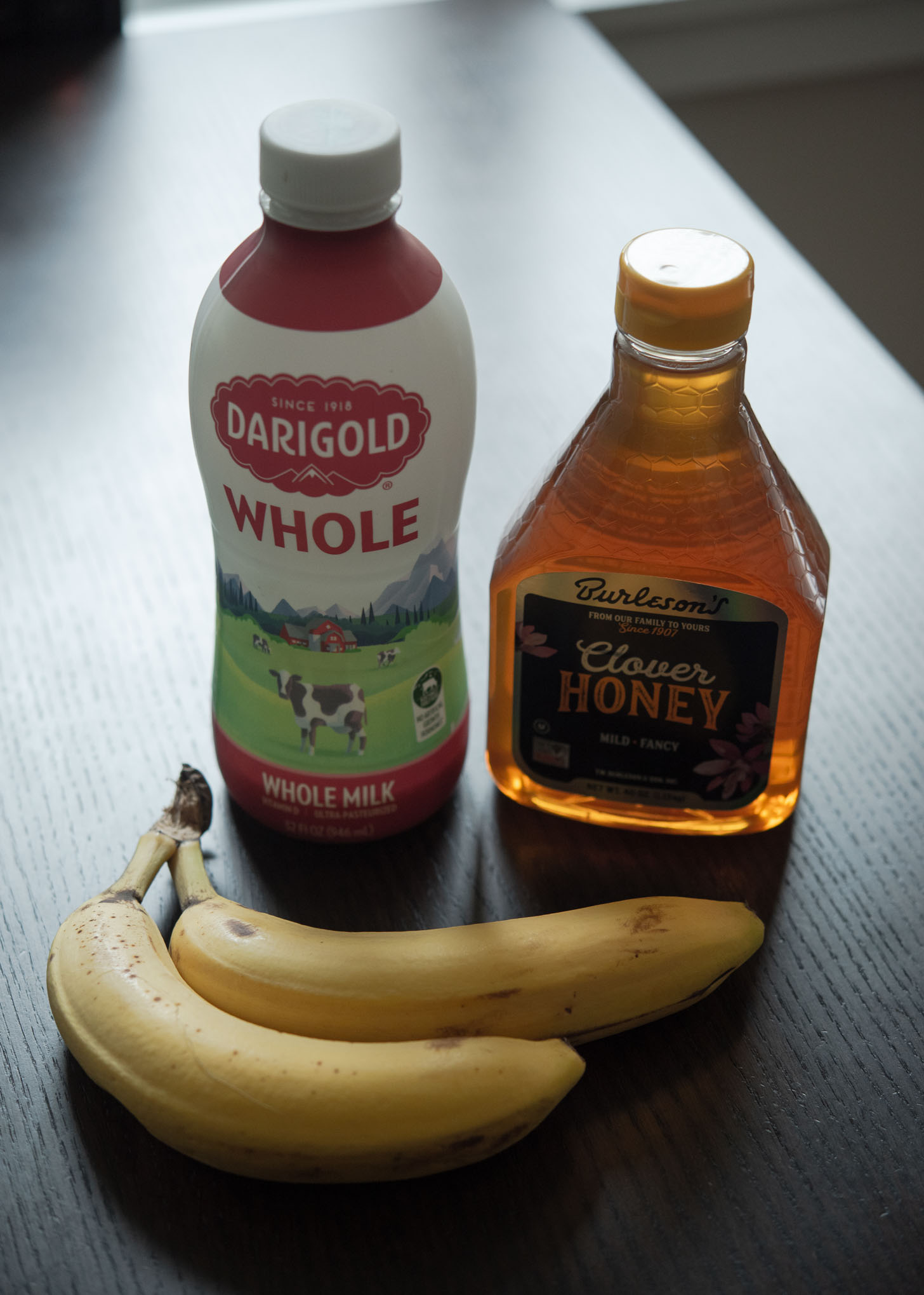 Korean Banana Milk Recipe (Easy 3-Ingredient Drink) - Beyond Kimchee