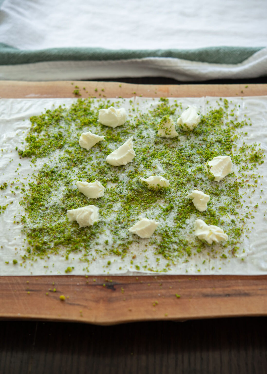 Easy Katmer Recipe (Turkish Pistachio Pastry Dessert) - Beyond Kimchee