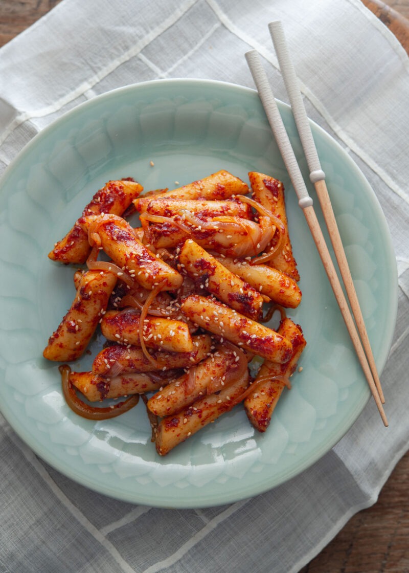 Spicy Pan-Fried Rice Cake (Korean Stir-Fried Tteokbokki)