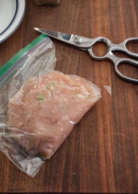 Easy Thai Chicken Rice Soup (Khao Tom Gai) - Beyond Kimchee